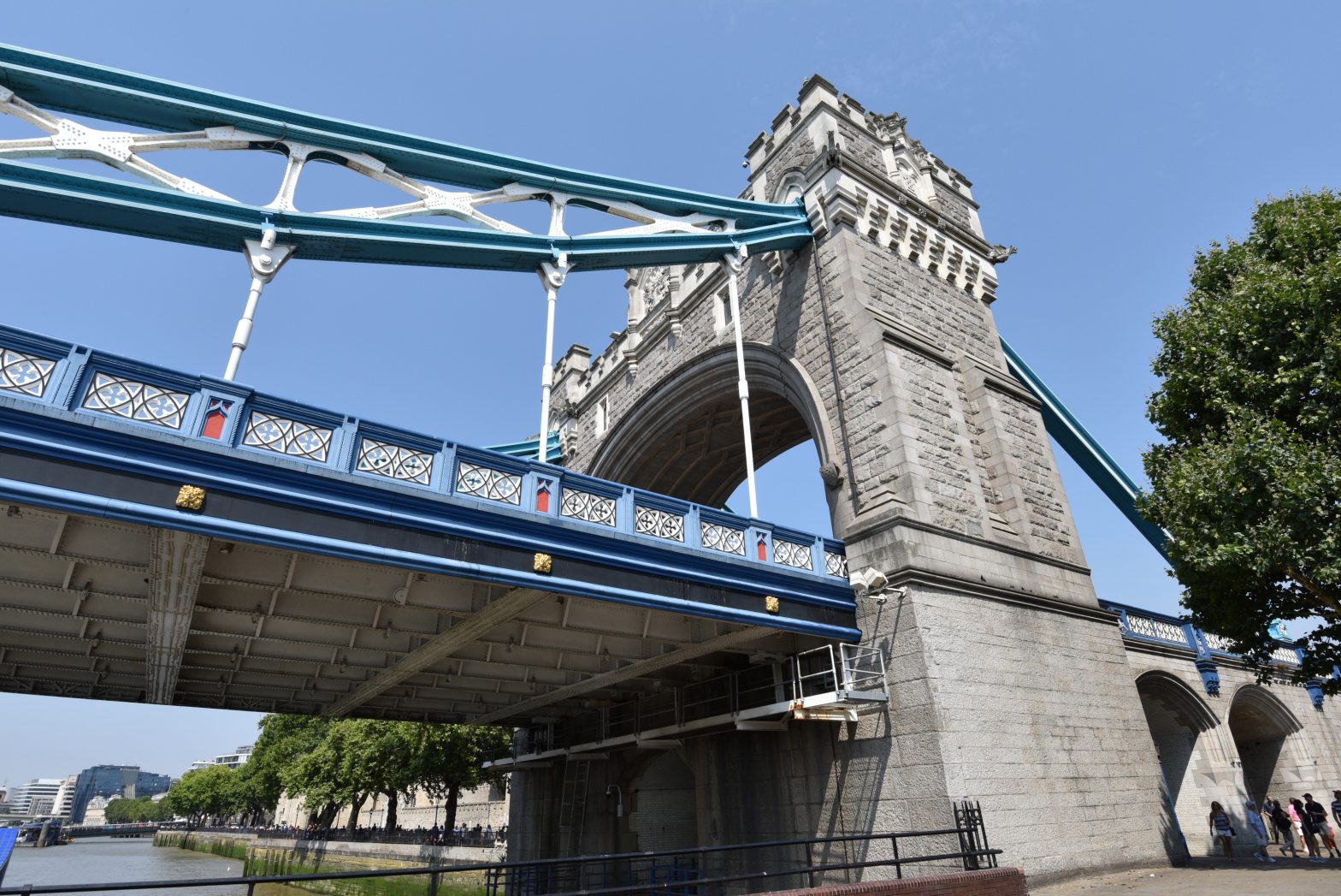 Design – Tower Bridge