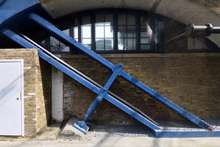 Design – Tower Bridge